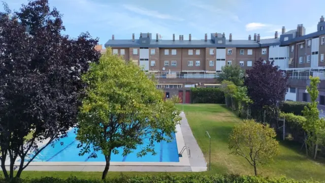 Piso en alquiler en Plaza Torrente Ballester, 1 en Las Villas-Covaresa ...