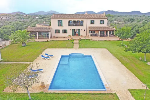 Finca rústica en venta en Portocolom en Portocolom por 2,790,000