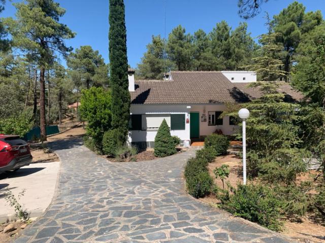 Chalet rústico en venta en Marugán en Marugán por 165,000