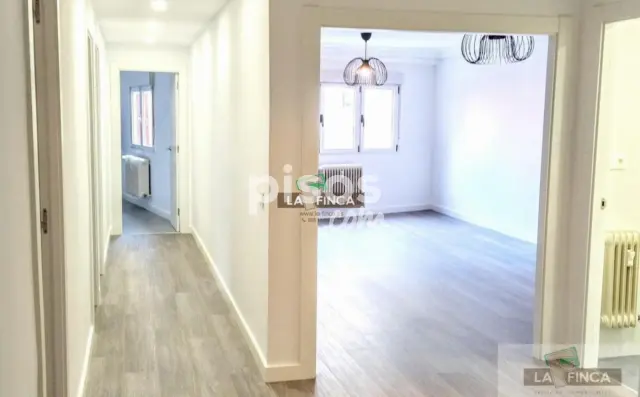 Piso en venta en Calle Picasso en Pumarín-Teatinos por 189.900