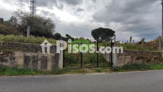 Terreno en venta en Ourense en Seixalbo-Monte-Ceboliño-Velle por 85.000