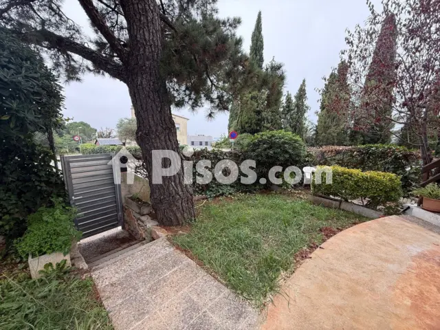 Chalet en venta en Ronda del Fort Roig en Montjuïc por 590.000
