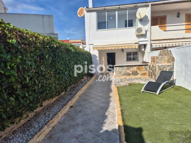 Chalet en venta en los Balcones en Los Balcones-Los Altos-Punta Prima ...
