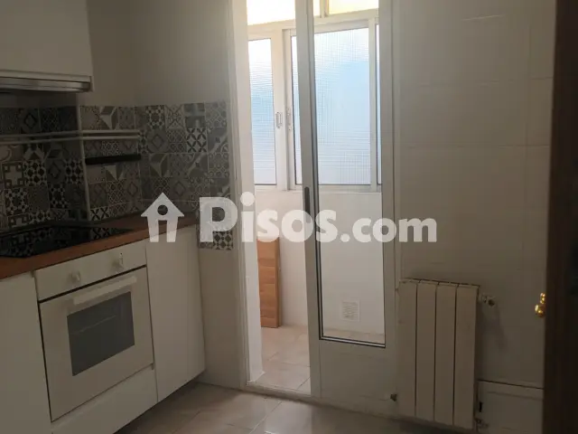 Piso en venta en Calle de Concha Velasco, 25 en Paseo Zorrilla-Campo ...