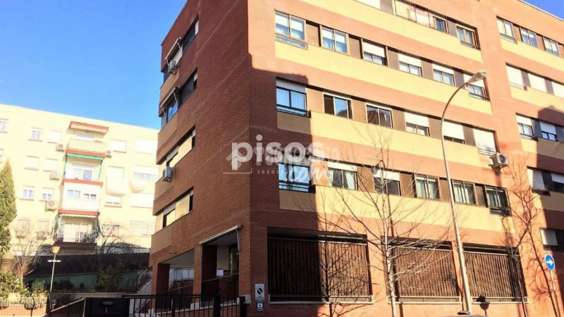 Piso en venta en Pinar del Rey en Pinar del Rey por 230,000