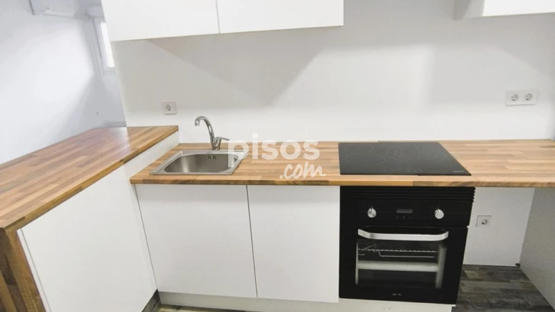 Piso en alquiler en Calle de la Isla de La Toja, 14, cerca de Calle Mar ...