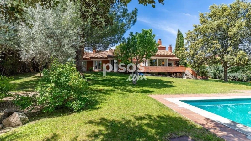 Chalet en venta en El Cantizal en Monte Rozas-La Chopera por 1,122,000