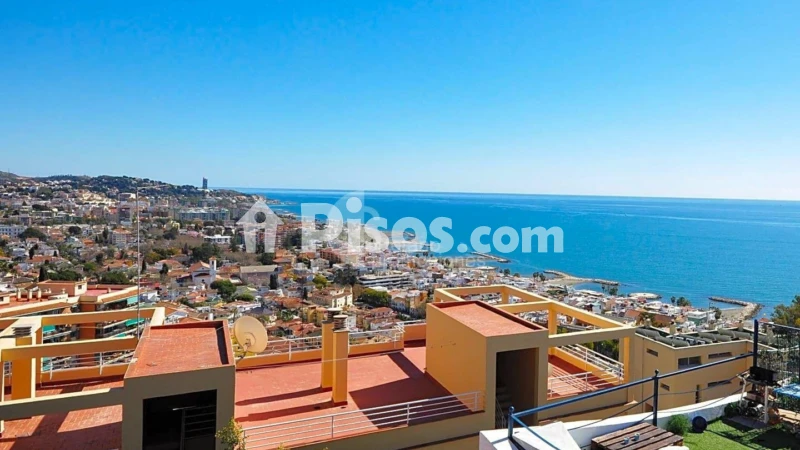 Casa adosada en venta en Calle de la Vihuela, cerca de Calle de la ...