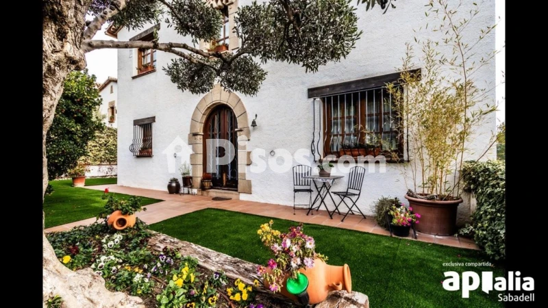 Casa en venta en Sant Feliu del Racó en Sant Feliu del Racó por 440,000