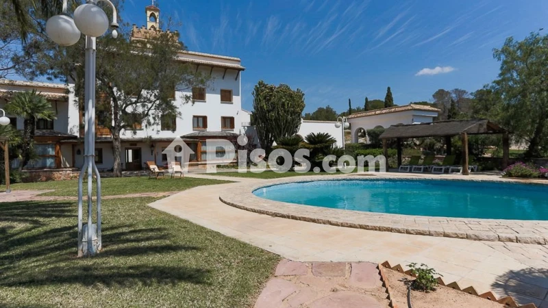 Casa rústica en venta en Porta Coeli en Porta Coeli por 6,000,000