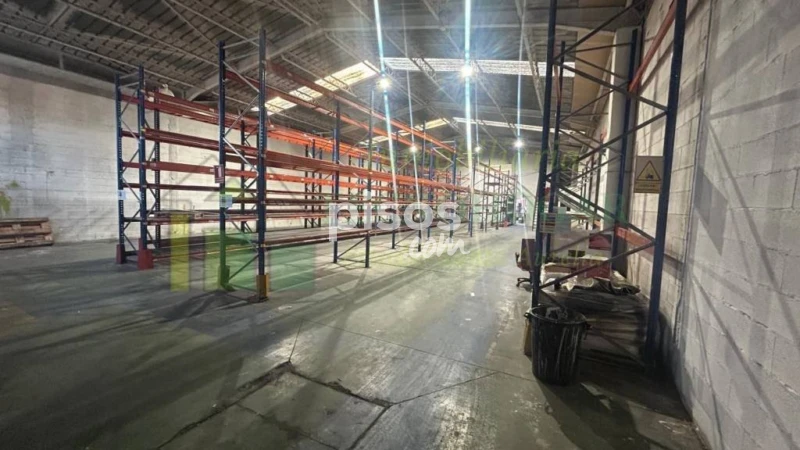 Nave industrial en alquiler en Palmete en Palmete por 1.800 €/mes