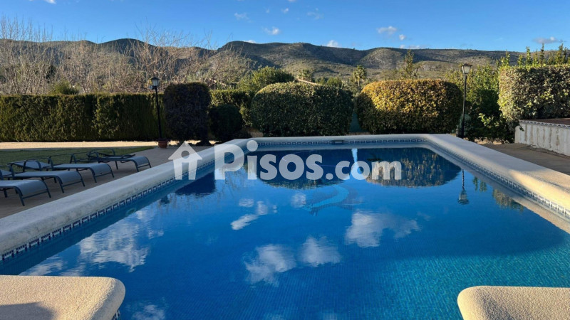 Chalet en venta en La Garrofera en El Pilar-Zona Ermita de Santa Anna ...