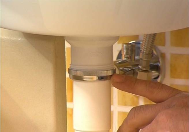 Cómo poner un desagüe en el lavabo - pisosblog - pisos.com