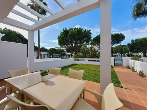 Pisos y apartamentos en Playa de La Barrosa, Chiclana de la Frontera ...