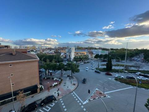 Pisos en Pinar del Rey, Distrito Hortaleza. Madrid Capital - pisos.com