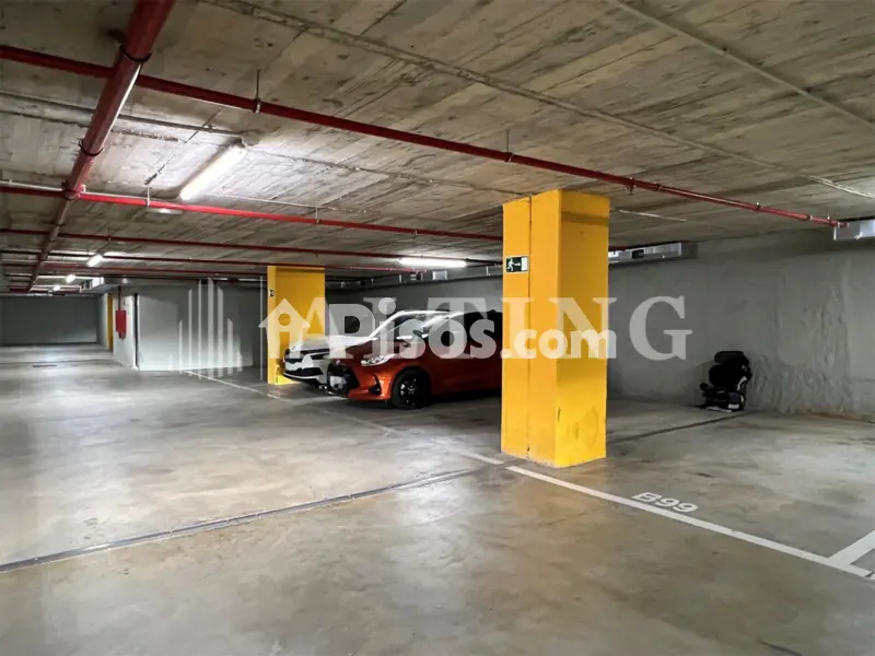 Garaje en venta en Les Corts en Les Corts por 45.000
