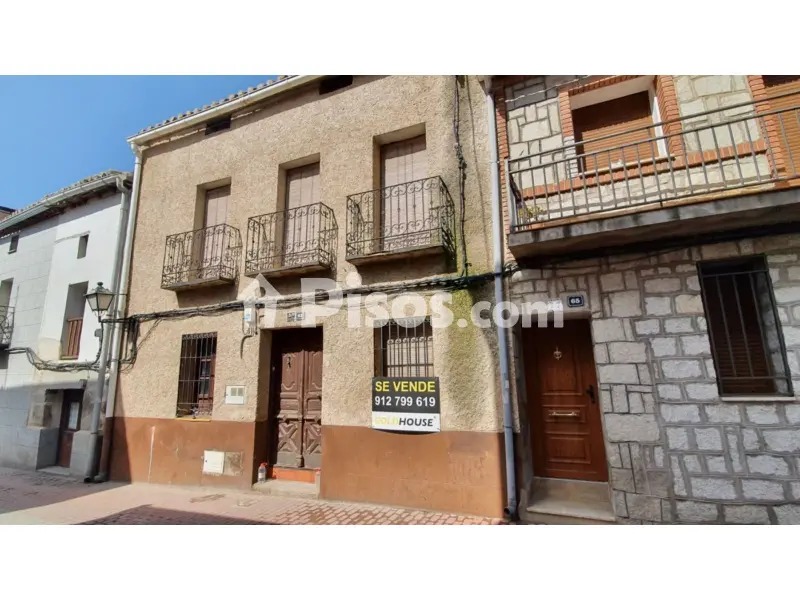 Casa en venta en Cenicientos en Cenicientos por 130.000