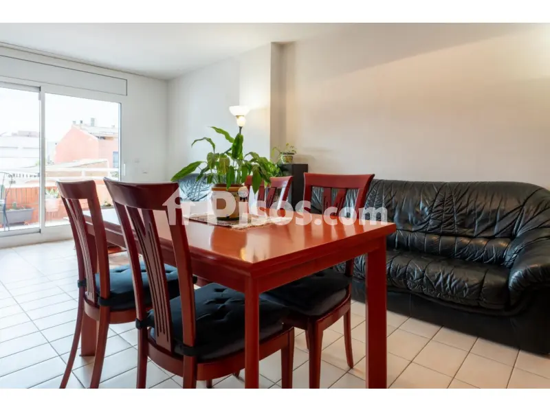 Casa adosada en venta en Vinyets en Vinyets-Molí Vell por 424,500