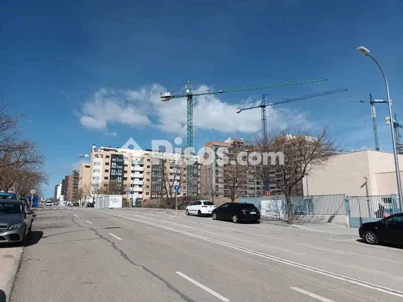 Terreno en venta en Calle del Arroyo de la Bulera en Butarque por 455,000