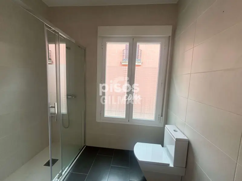 Piso en alquiler en Malasaña en Universidad-Malasaña por 1.350 €/mes