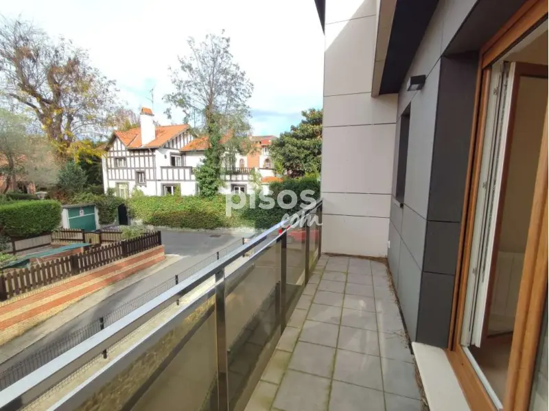 Piso en alquiler en Areeta en Areeta por 1.450 €/mes