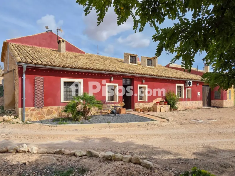Finca rústica en venta en Jumilla en Jumilla por 299.950