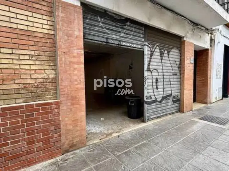 Local comercial en alquiler en Barrio León-El Tardón-Blas Infante en ...