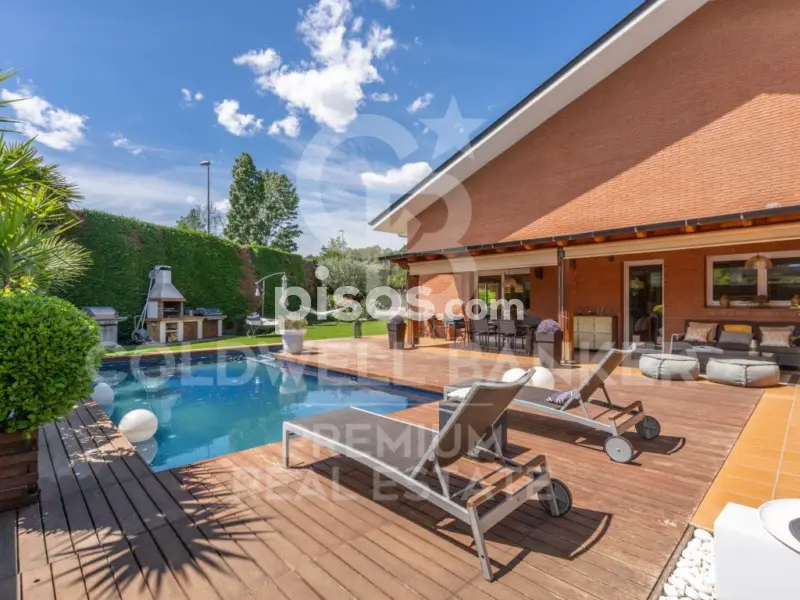 Casa en venta en Sant Quirze del Vallès en Sant Quirze del Vallès por 1,250,000