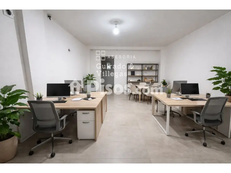 Local comercial en venta en Carrer de l'Atlàntida en La Maurina por 35. ...