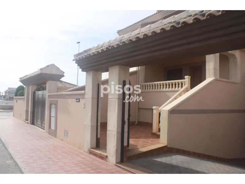 Casa adosada en venta en Torrevieja en Los Balcones-Los Altos-Punta ...