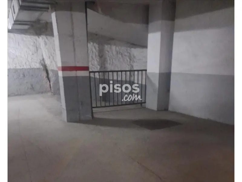 Garaje en venta en Carrer de Mallorca en Palau-solità i Plegamans por ...