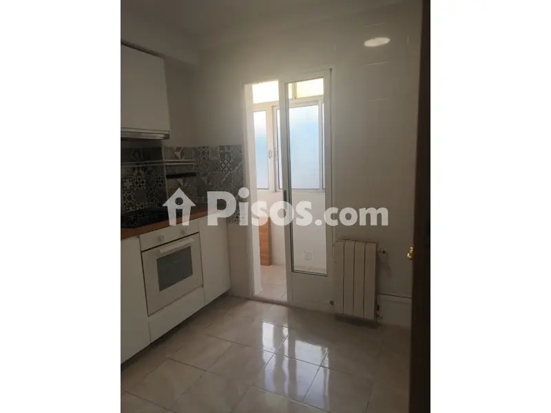 Piso en venta en Calle de Concha Velasco, 25 en Paseo Zorrilla-Campo ...
