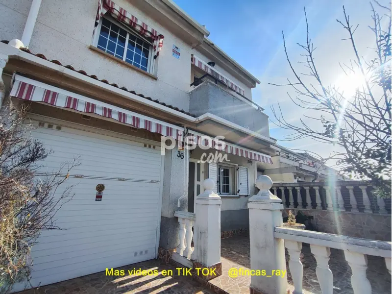 Casa adosada en venta en Palau-Solità I Plegamans en Palau-solità i ...