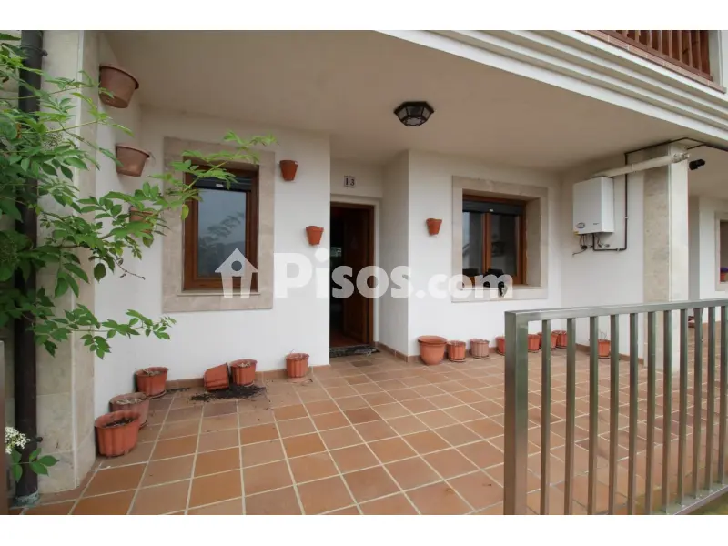 Chalet adosado en venta en Barrio de Santa María de Cayón en Santa ...