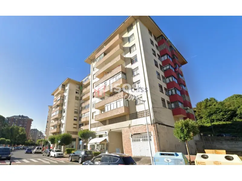 Piso en venta en Calle de Leonardo Rucabado en Centro por 244,000