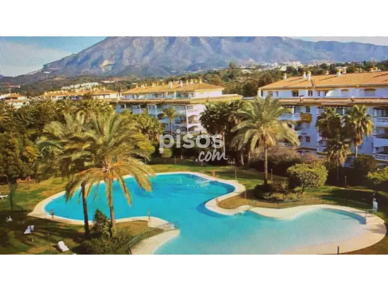 Piso en alquiler en Bulevar del Príncipe Alfonso von Hohenlohe en Lomas ...