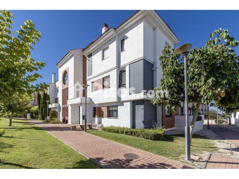 Piso en venta en Avenida de las Acacias, 14 en Albolote por 155,000