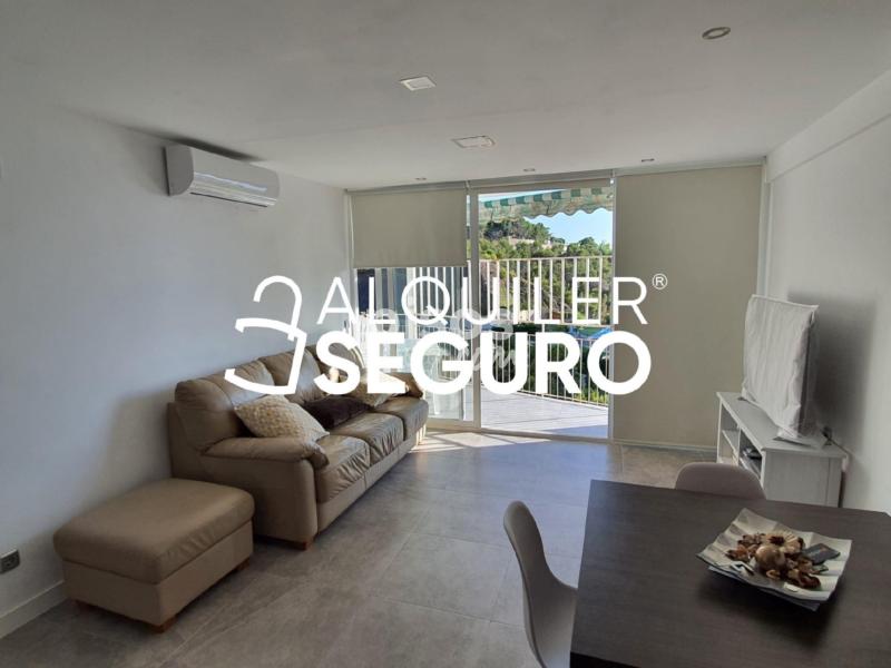 Piso en alquiler en Benidorm en Racó de l'Oix por 850 €/mes